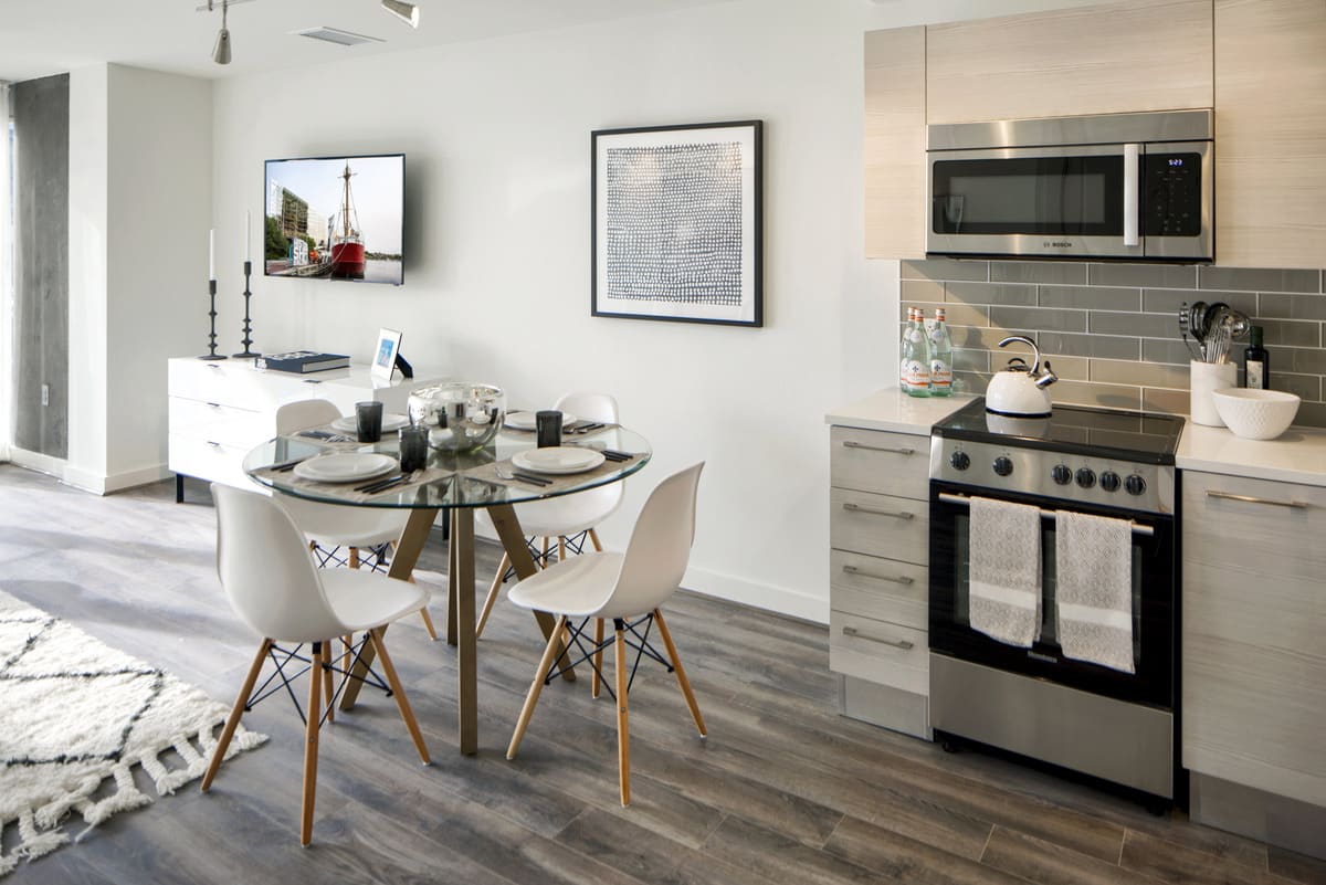 Luxury Apartments in Baltimore, MD | 1305 Dock Street