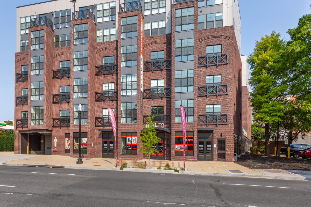 Luxury Apartments in Edgewood, D.C. | Rialto