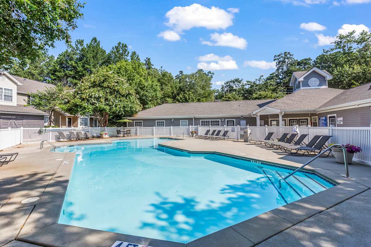 DeKalb County Apartments | Eastlake Gardens