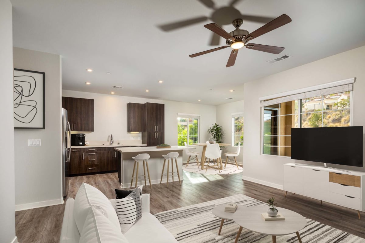 Apartments in Spring Valley, CA | Lakeview 88