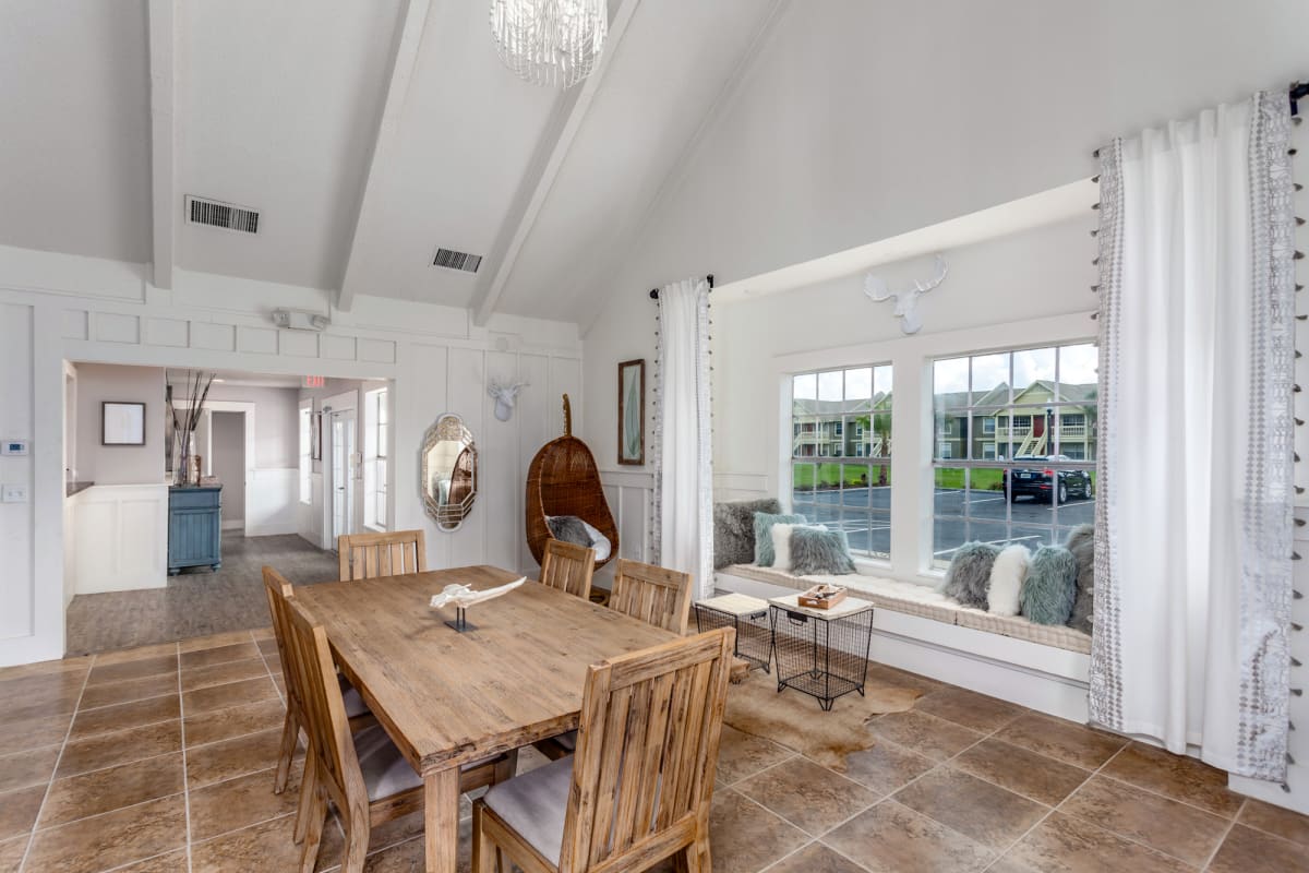 Apartments in South Orlando | Castilian Apartments
