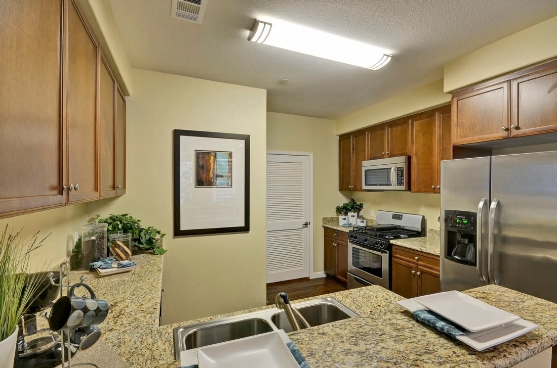 Southern San Diego Apartments | RiverEdge