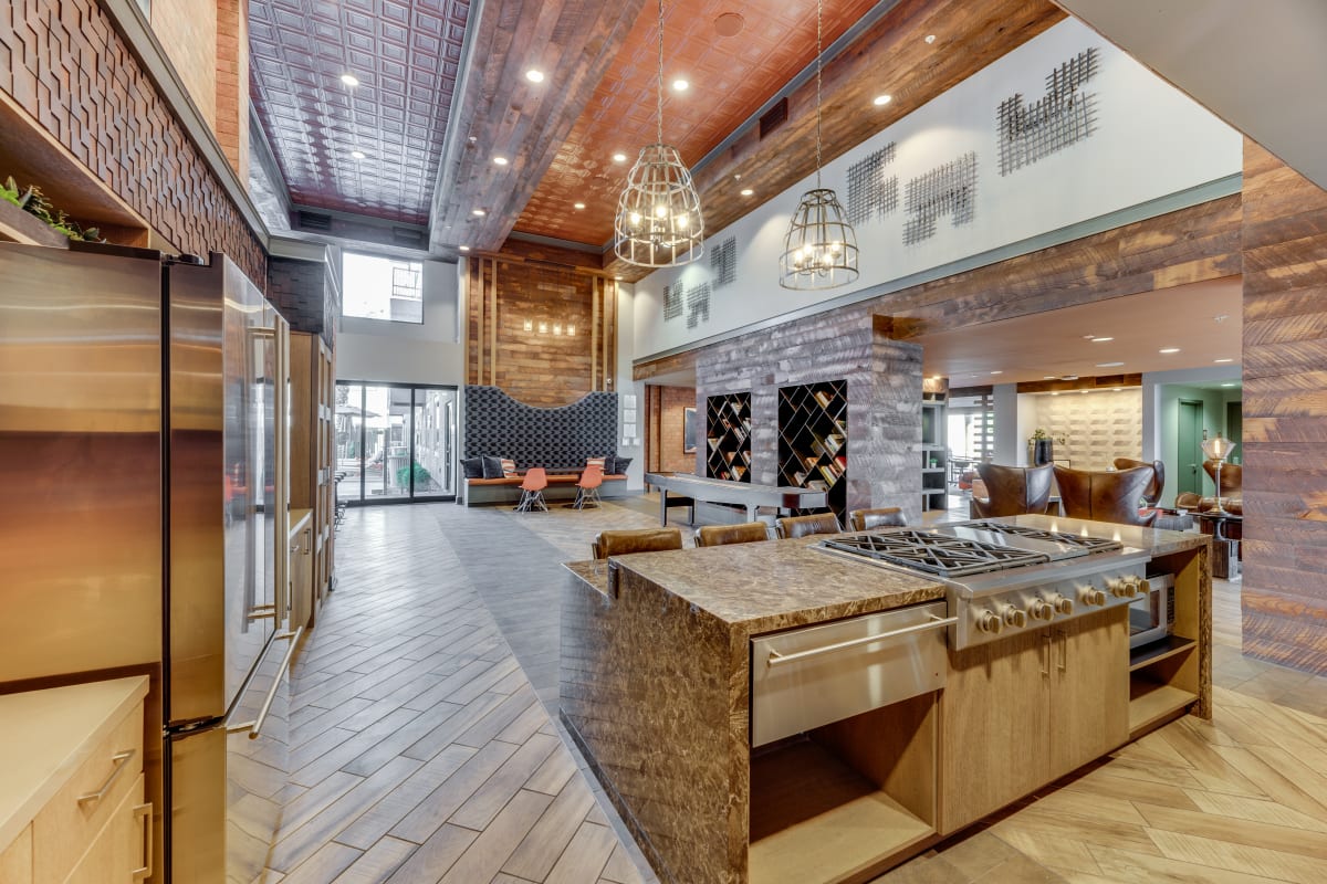 Photo Gallery of Downtown Phoenix Apartments | 601 PAX