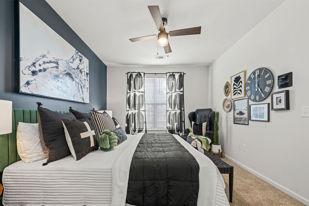Steele Creek Apartments, Charlotte | Photo Gallery