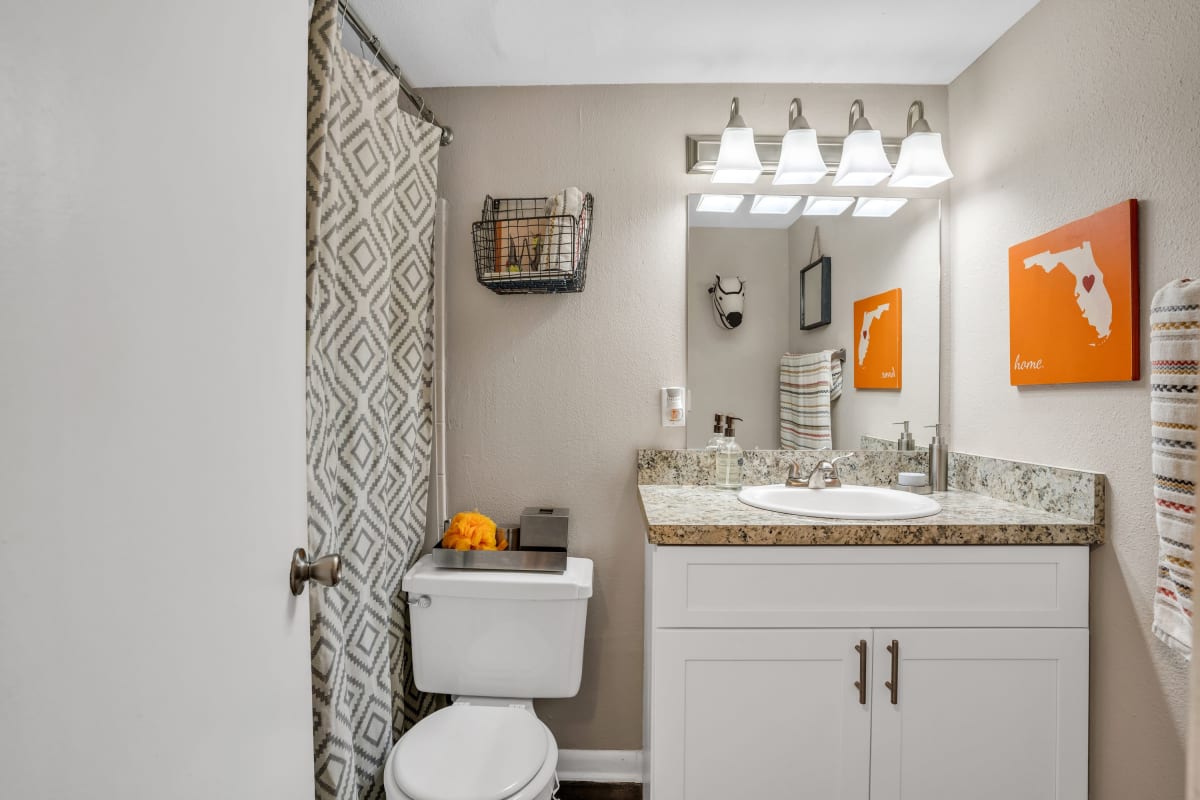 Apartments in South Orlando | Castilian Apartments