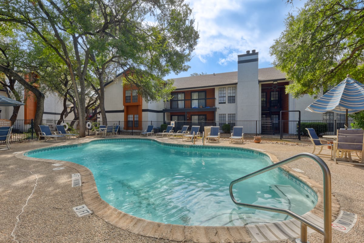 Photos and Video of Landera in San Antonio, TX