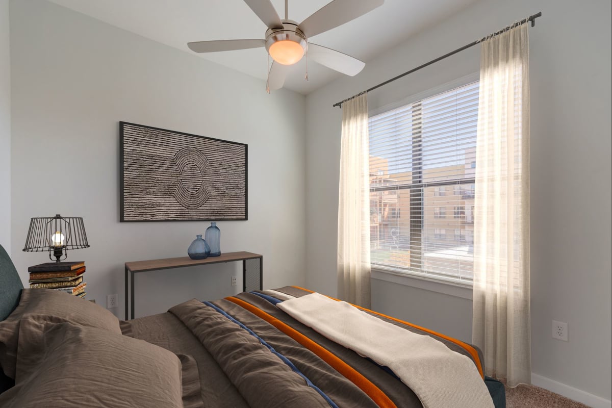 Apartments in the 75219 Area | The Dylan | Photos