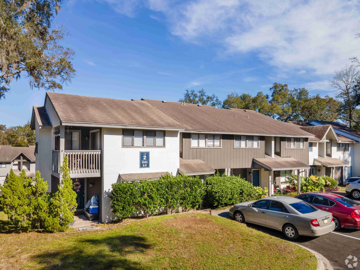 Apartments for Rent in Orange Park, FL | Laurel Grove | Photos