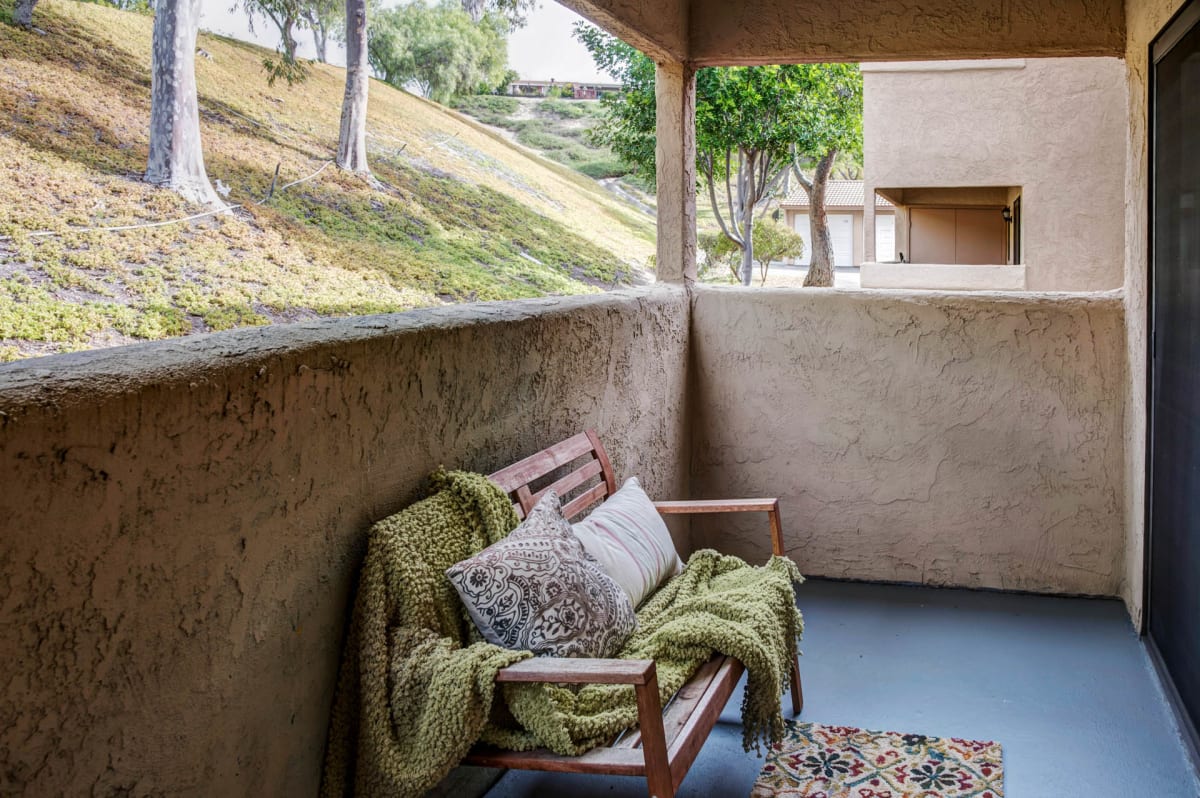 Apartments for Rent in Oceanside, CA | River Oaks