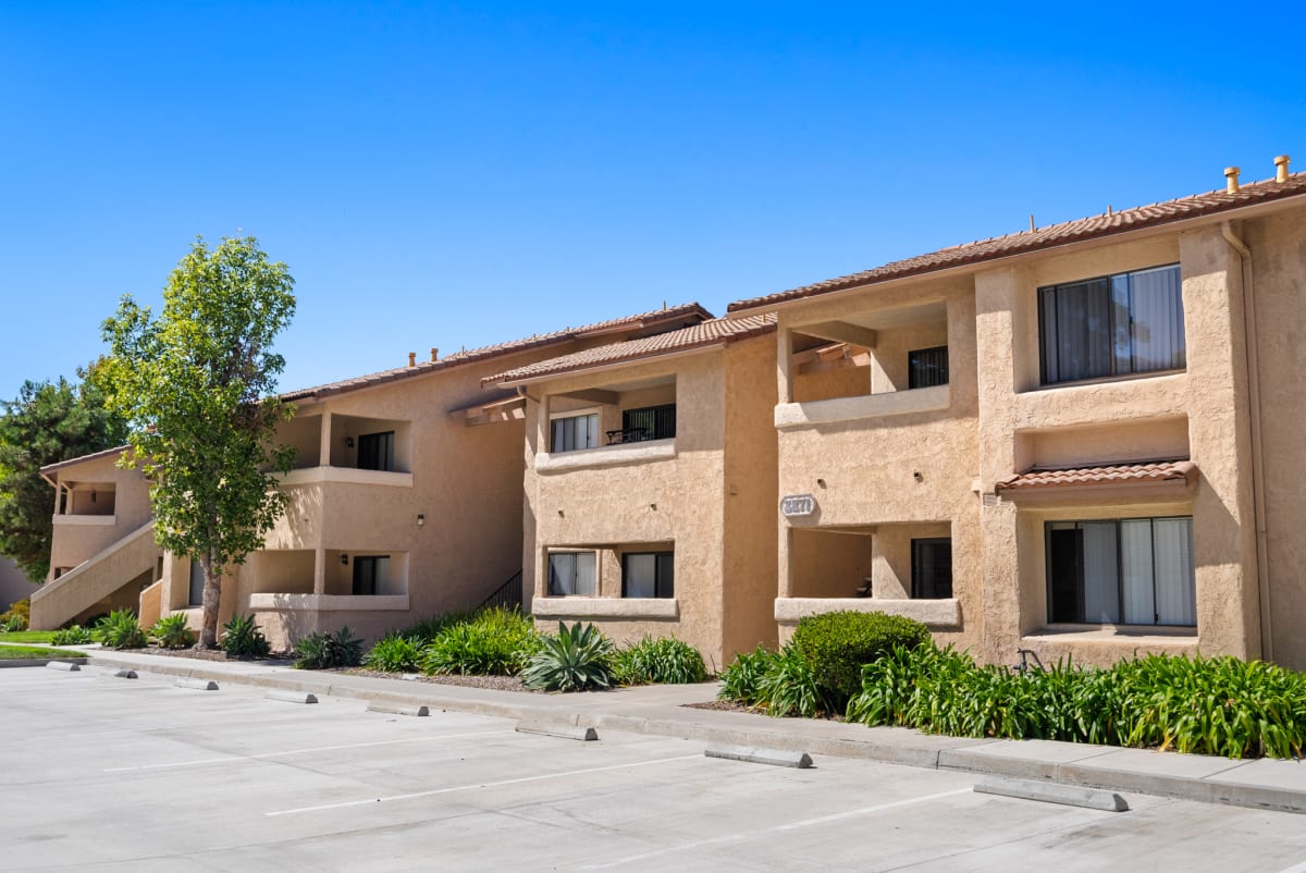 Apartments for Rent in Oceanside, CA | River Oaks
