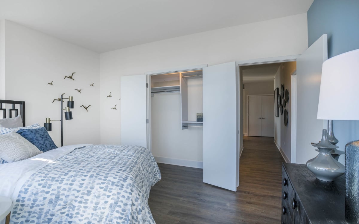 Luxury Apartments in South Loop, Chicago | The Elle Apartments