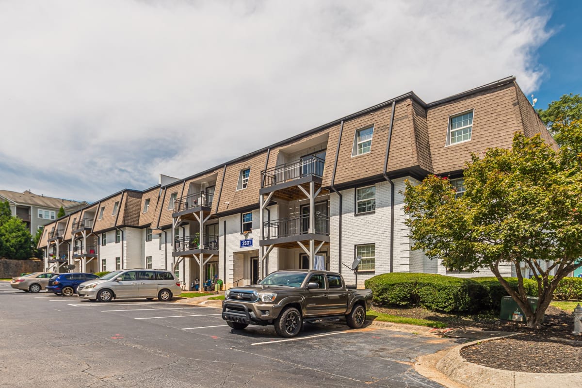 Apartments for Rent in Decatur, GA | Pines at Lawrenceville