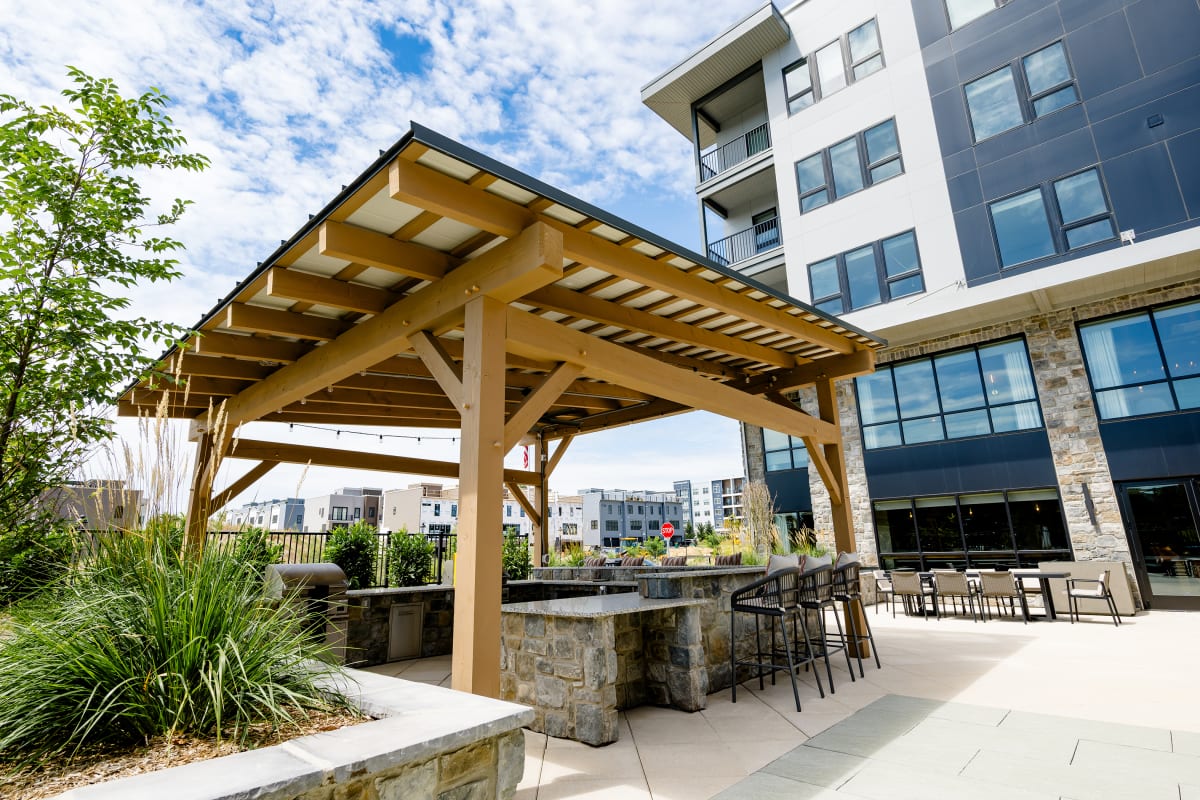 Newtown Square Apartments for Rent | The Harrison Apartments