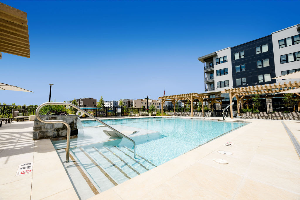 Newtown Square Apartments for Rent | The Harrison Apartments