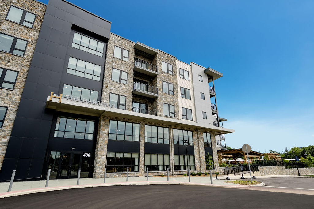 Newtown Square Apartments for Rent | The Harrison Apartments