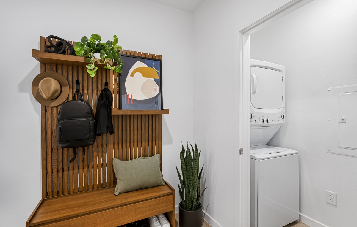 Apartments in Alafaya, Orlando | Madison Waterford Lakes