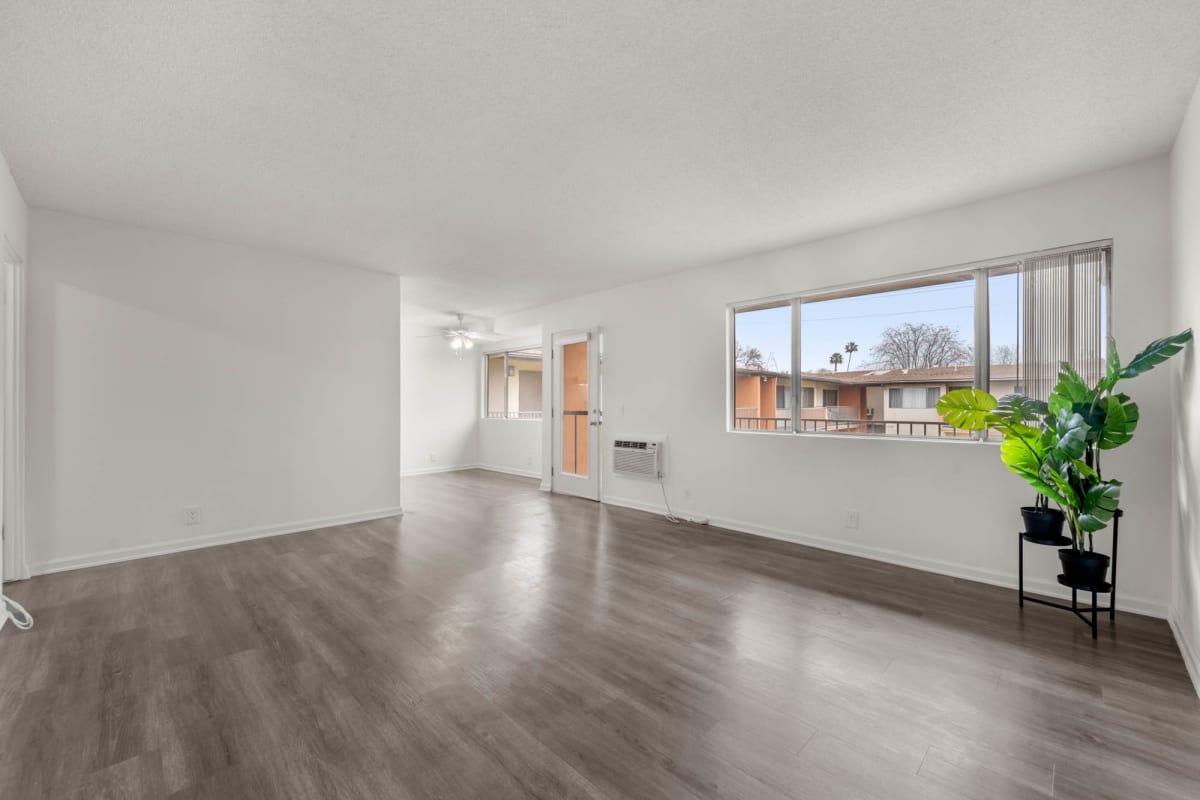 Apartments for Rent in West Covina | Sunset Square