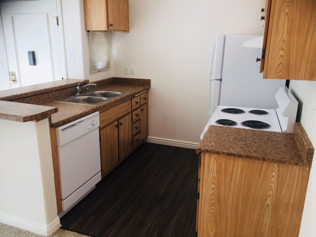 55+ Apartments in Riverside County, CA | Victoria Springs