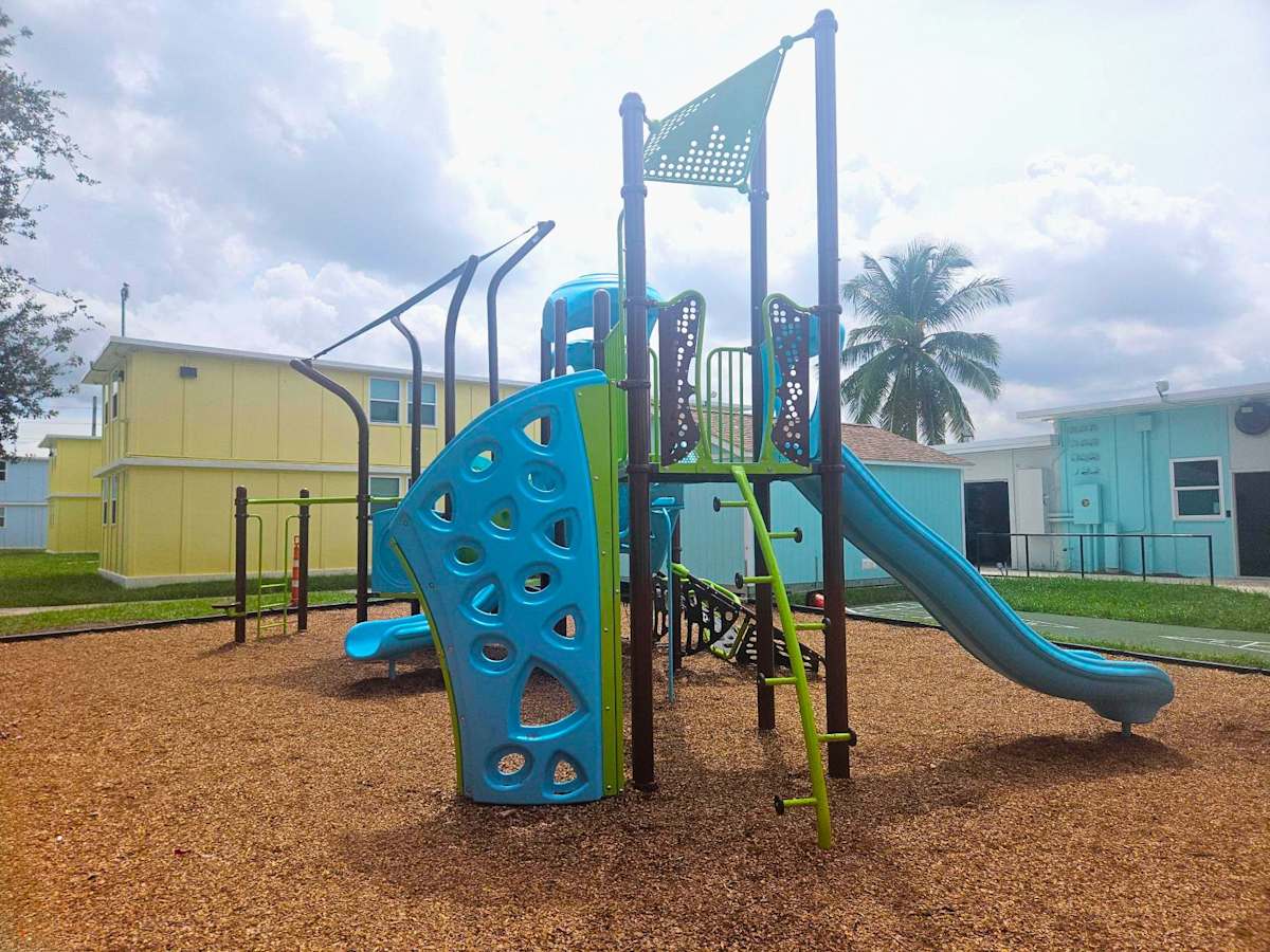Photos and Video of Lauderhill Point Apartments in Ft Lauderdale, FL