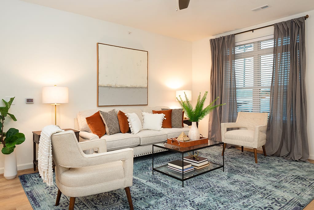 Photos | Meadowridge Apartments