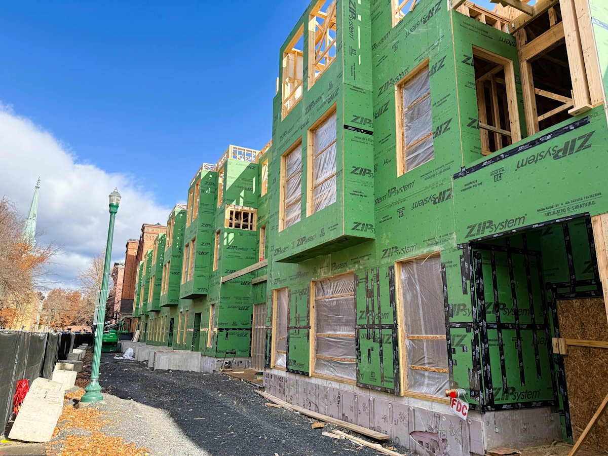 Apartments for Rent in Troy, NY | Sol Apartments