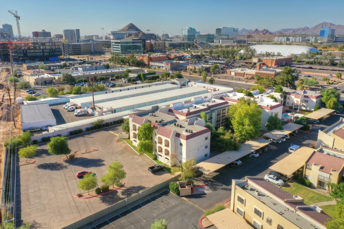Photos & Tour | University Park Apartments | Tempe, AZ