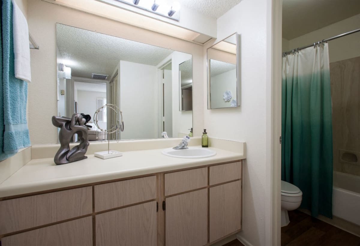 Photos & Tour | Sunrise Ridge Apartments | Phoenix, AZ
