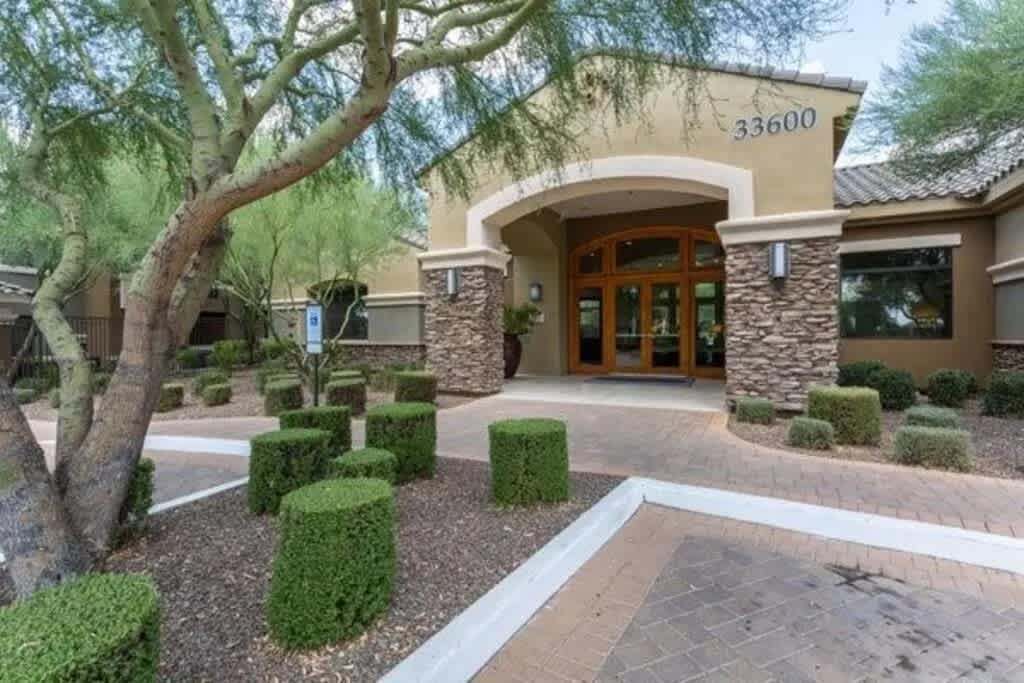 Photos and Video | Canyon Crossroads Apartments | Phoenix, AZ