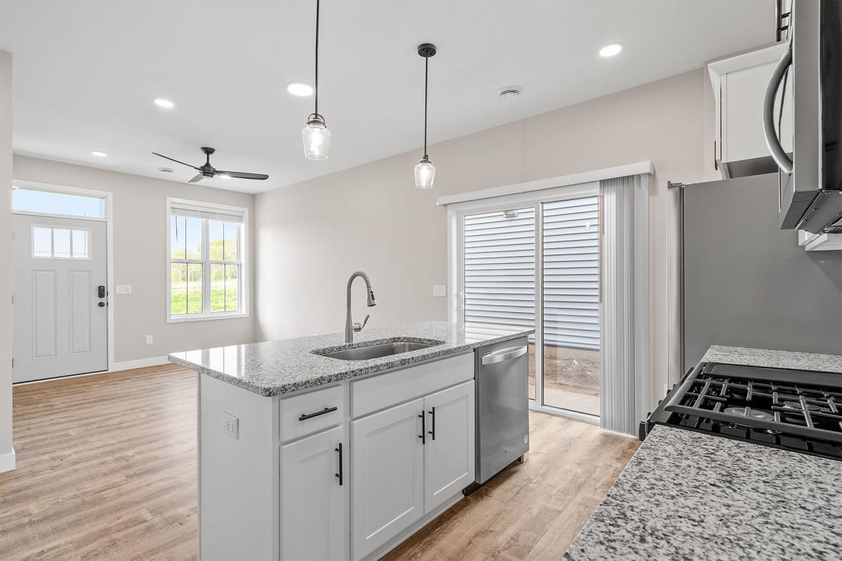 Photos and Video of Canvas at Inver Grove Heights in Inver Grove ...