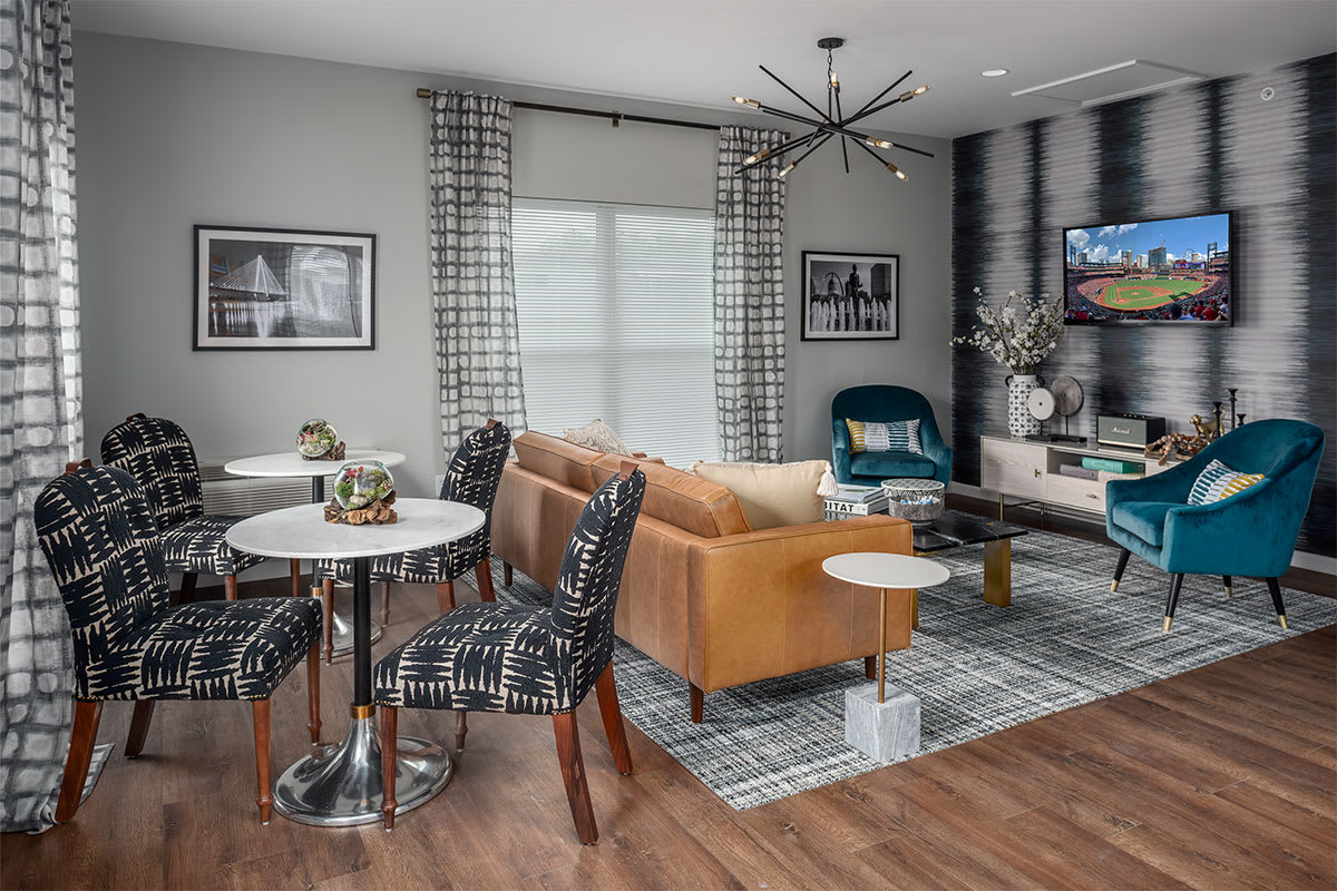 Photos and Video of Turtle Creek Apartments in Fenton, MO