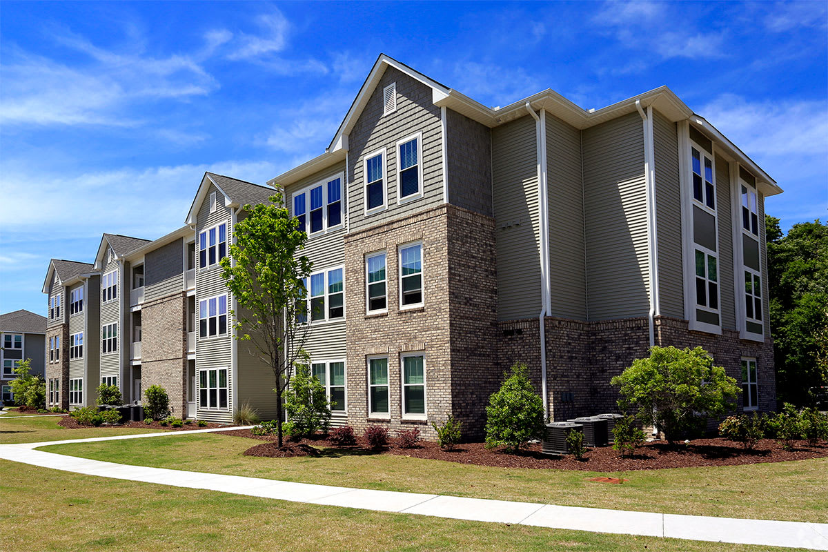 Photos and Video of Vinings at Carolina Bays in Myrtle Beach, SC