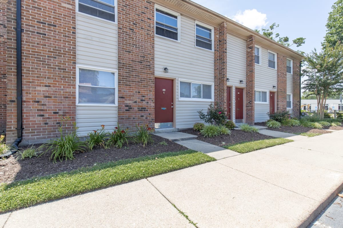 Photos and Video of Kings Row Apartments in Virginia Beach, VA
