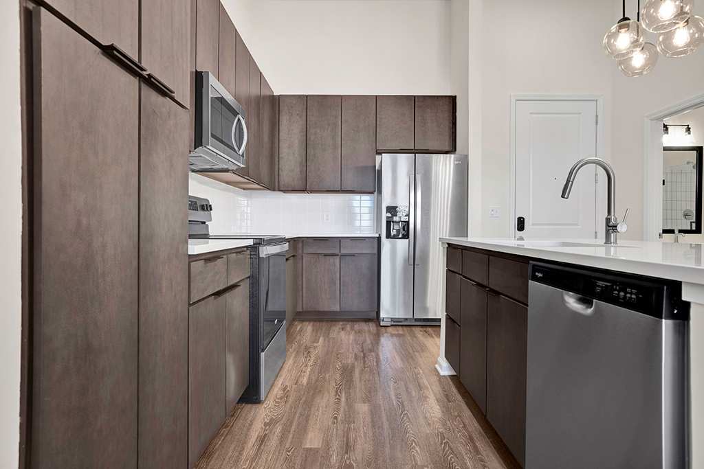 Photos of Lakeview District Apartments | Artisan Flats