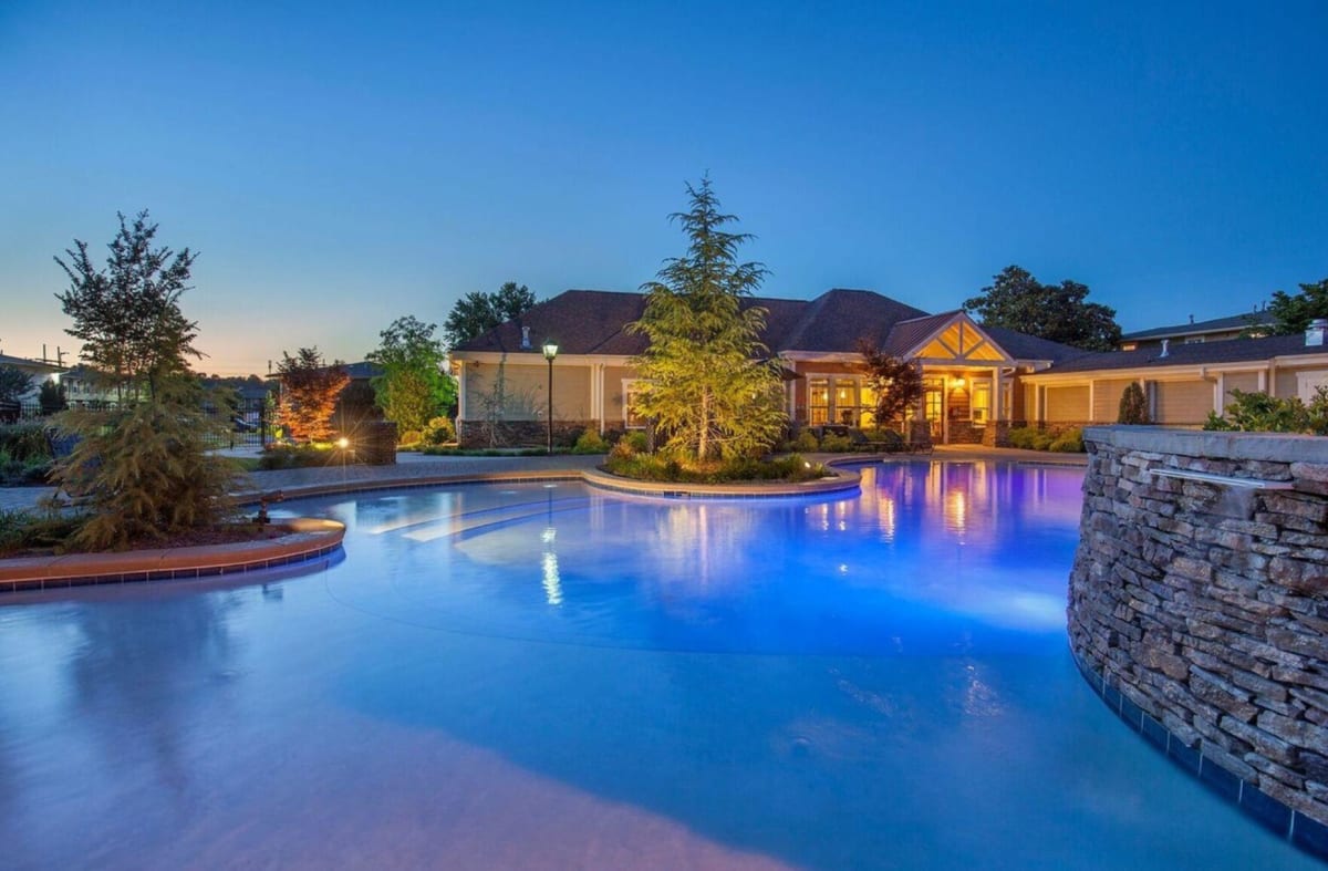 Photos and Video of Fern Parc in Huntsville, AL