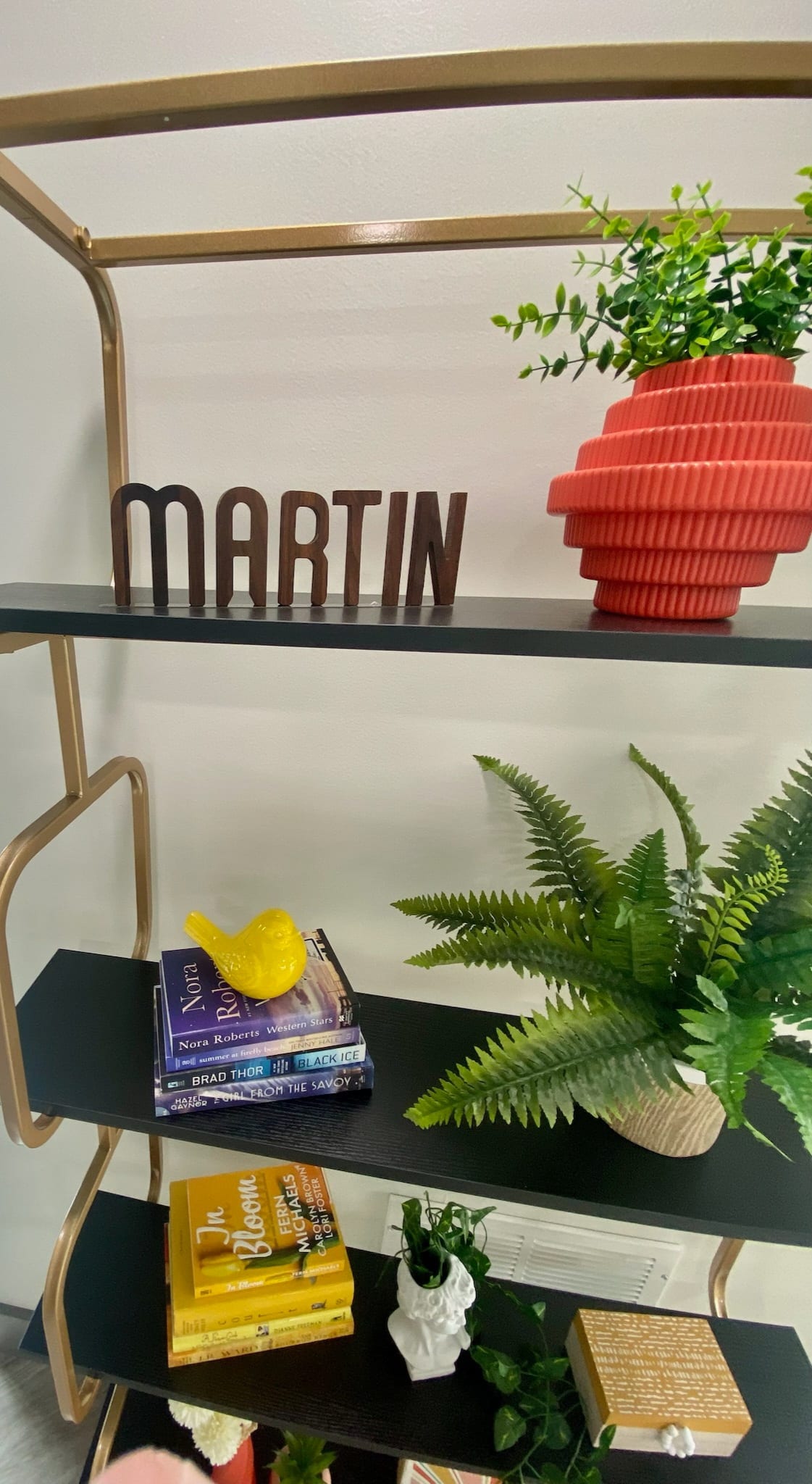 Nulu Apartments | Martin on Main | Browse Gallery