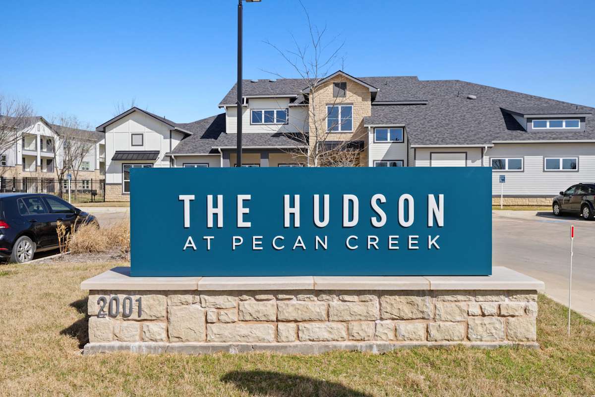 Pecan Creek Apartments Denton