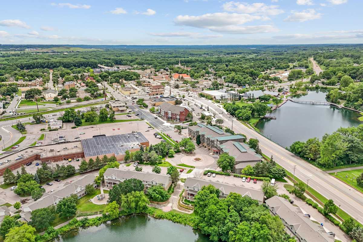 Gallery | Photos of Brickstone Apartments in Chaska MN