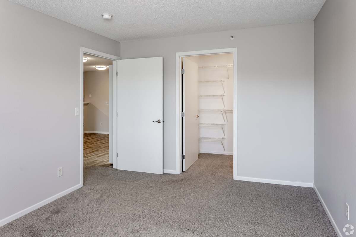 Gallery | Photos of Brickstone Apartments in Chaska MN
