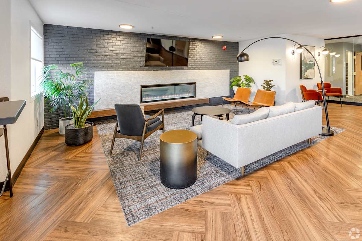 Gallery | Photos of Brickstone Apartments in Chaska MN