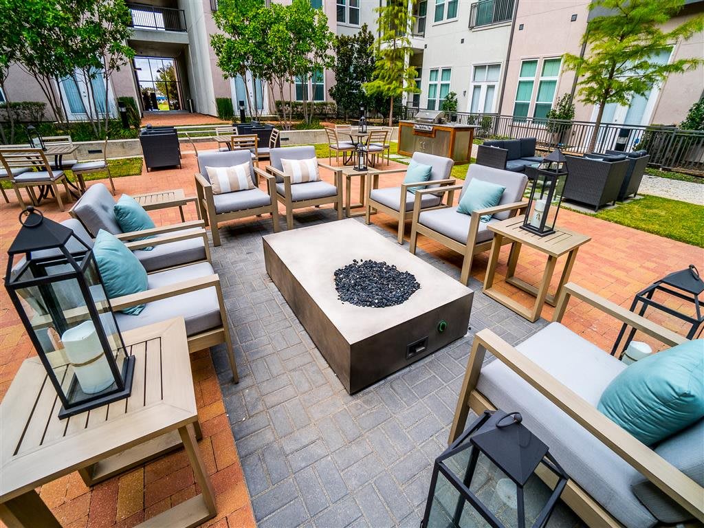 Photo Gallery | Brio at Firewheel Apartments | Garland, TX