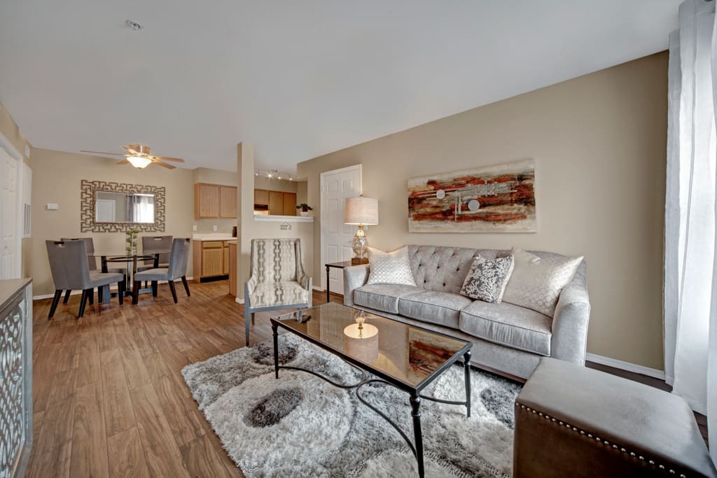 Photo Gallery | Summit Point Apartments in Oklahoma City, OK | Weidner