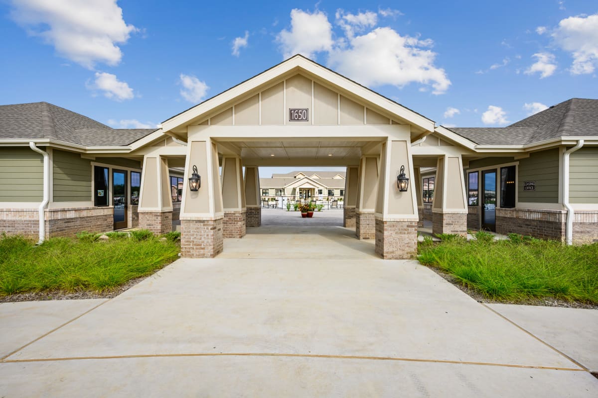 Photos and Video of Shannon Creek Apartments in Burleson, TX