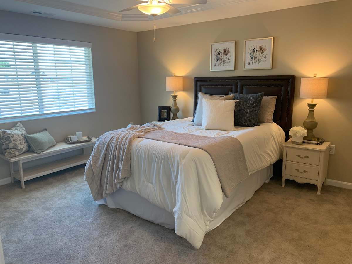 Photos and Video of Spring Meadow Apartments in Springfield, OH