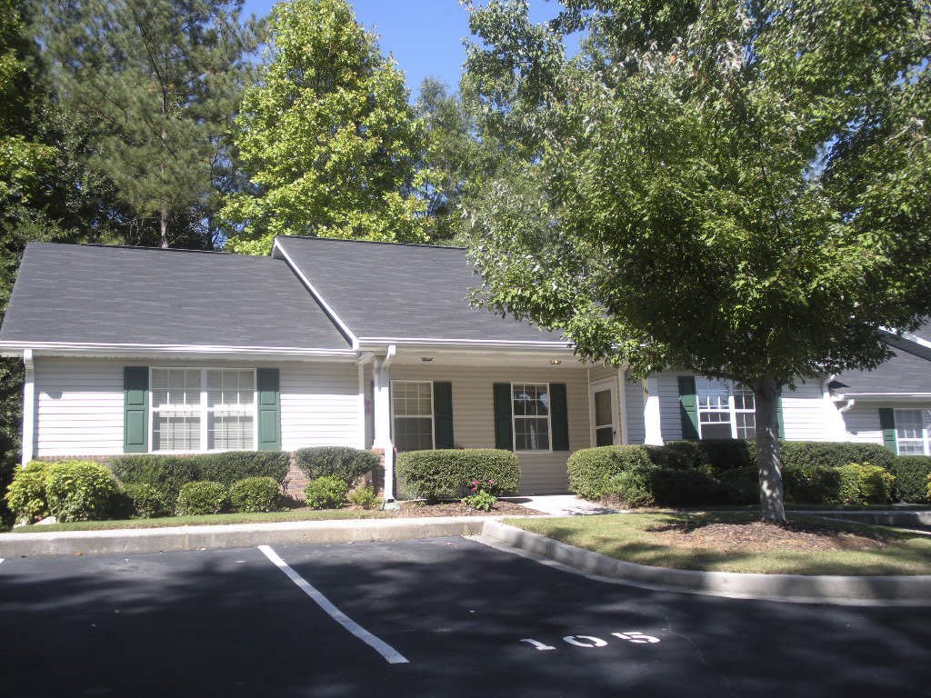 Photos and Video of Foster Place Senior Living in Dallas, GA