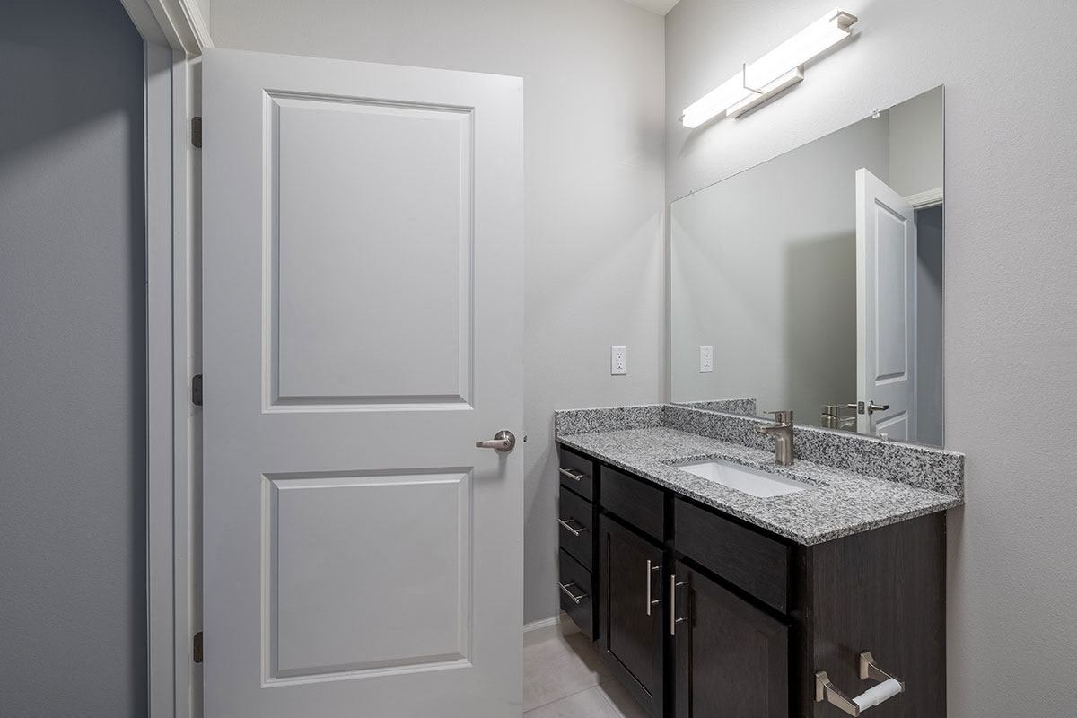 Photos and Video of Phoenix Station Apartments in Decatur, GA