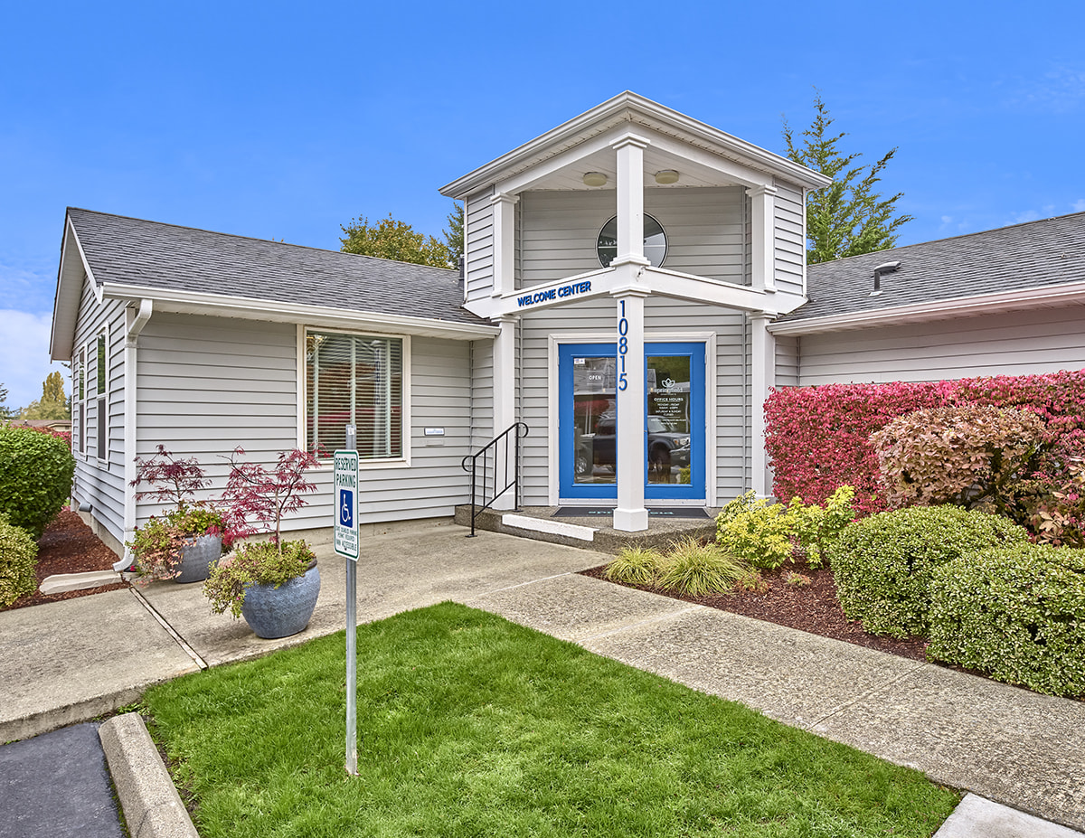 Photos | Apartments for Rent in Renton, WA | Springfield Apartments