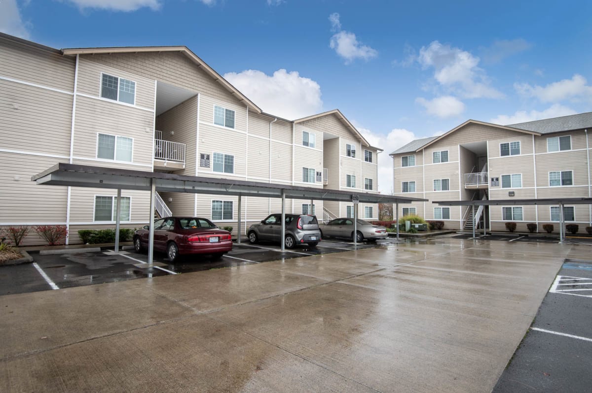 Photos and Video of Meadow View Apartments in Battleground, WA