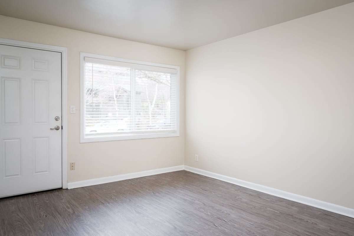 Photos and Video of Clinton Court in Portland, OR