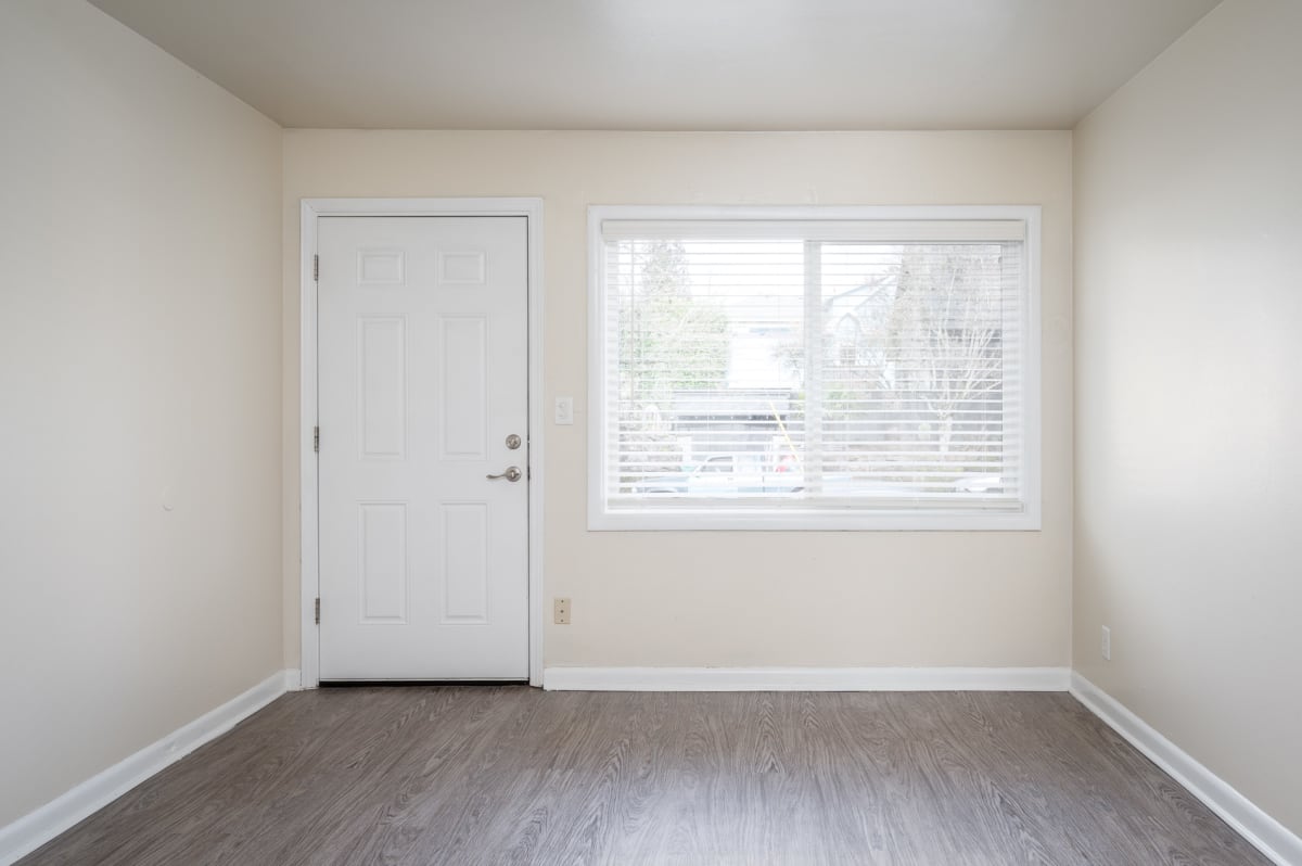 Photos and Video of Clinton Court in Portland, OR