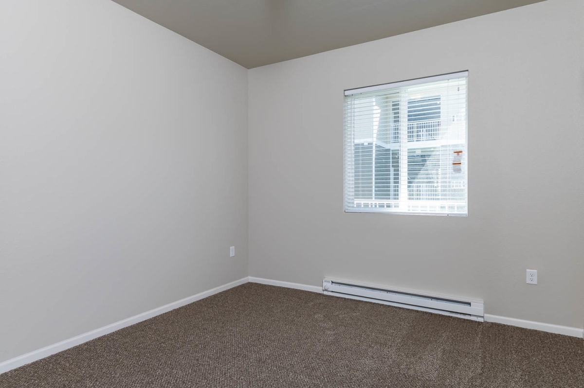 Photos and Video of Port View Apartments in Boardman, OR